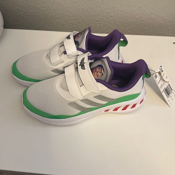 adidas | Shoes | Adidas Boys Super Buzz Shoes | Poshmark